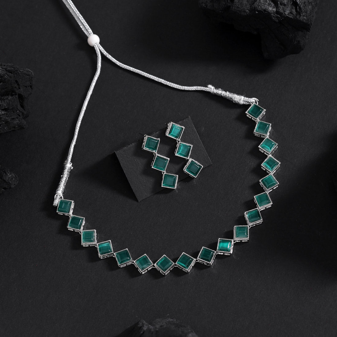 Green Color Stone Necklace Set (STN224GRN)